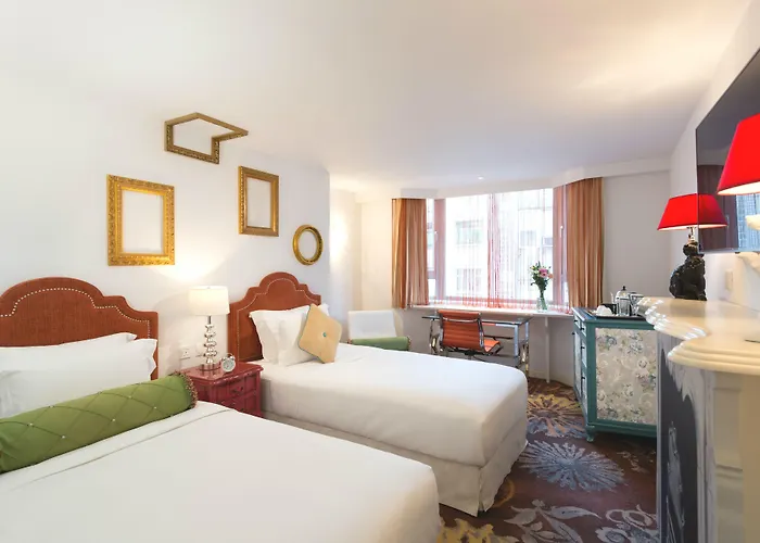 THE LUXE MANOR HONG KONG