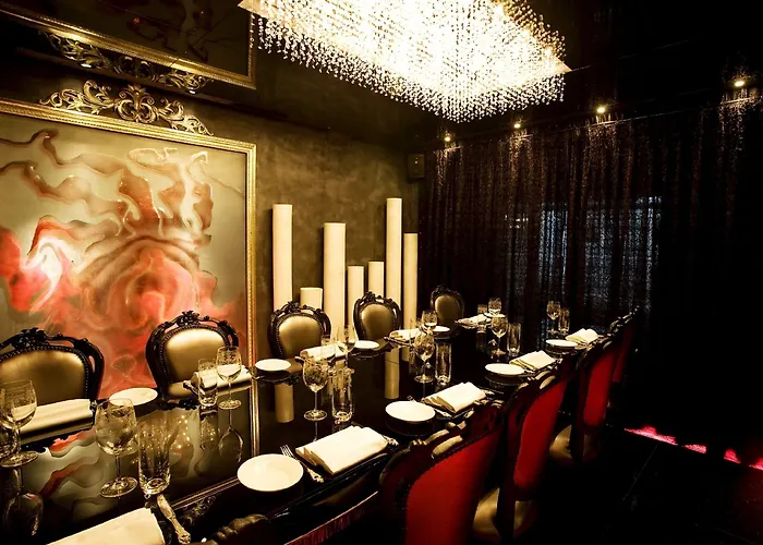 THE LUXE MANOR HONG KONG